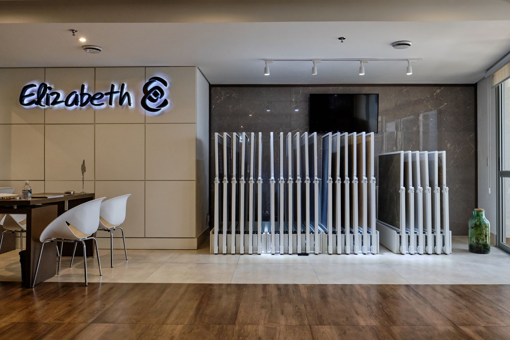 Cerâmica Elizabeth renova showroom em escritório de São Paulo - ALFA ...